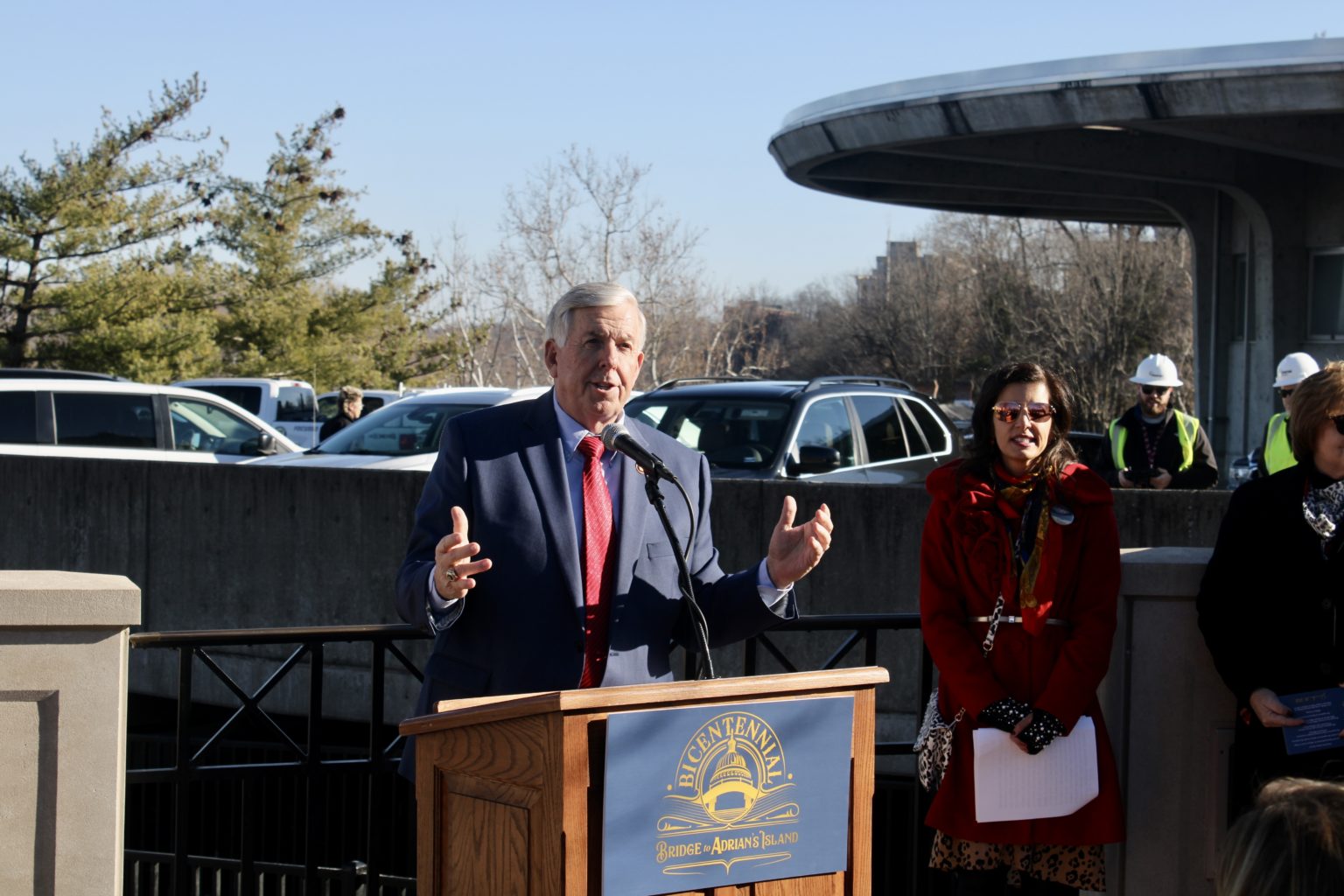 Missouri officials unveil Bicentennial Bridge - The Missouri Times