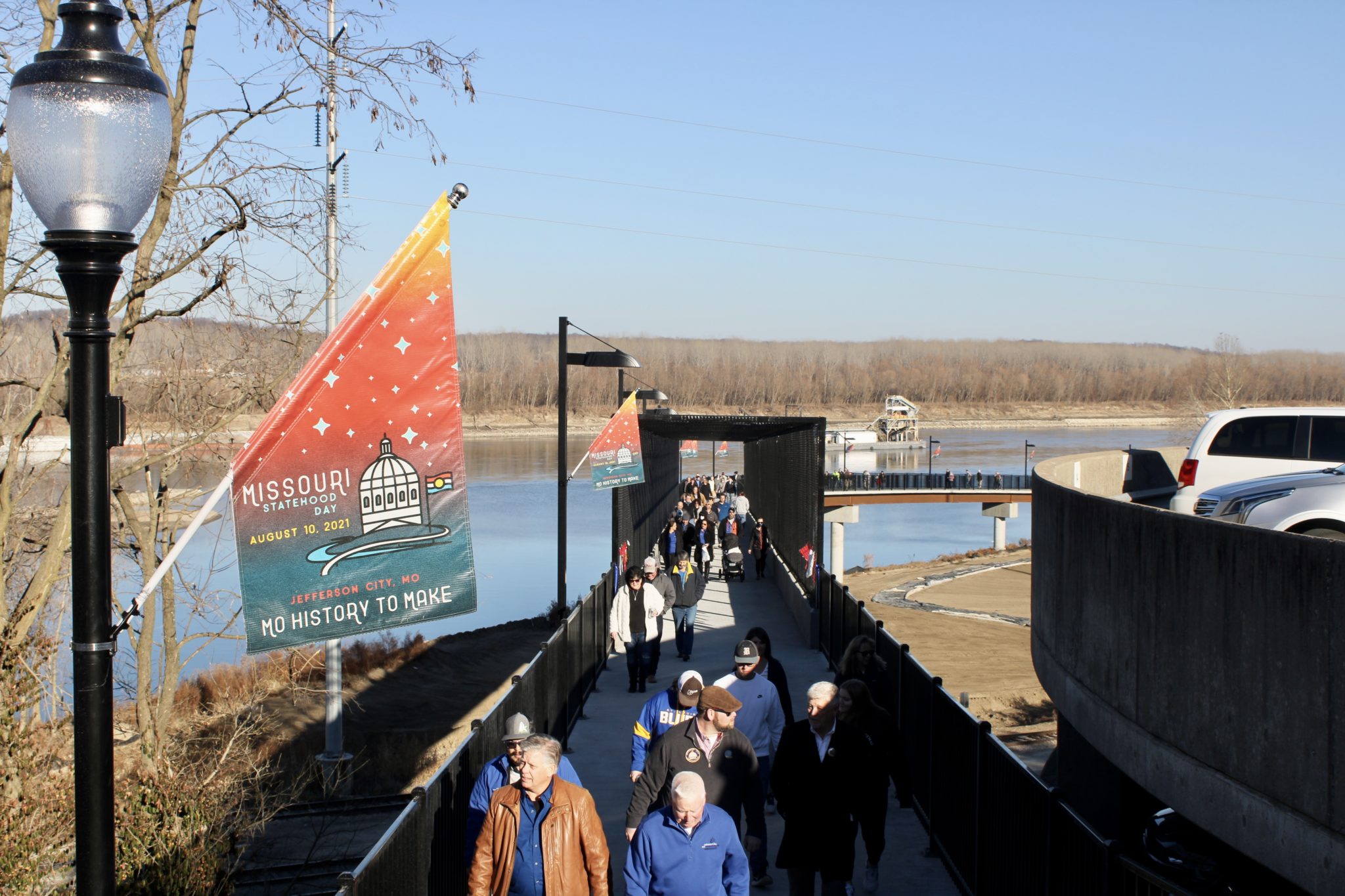 Missouri officials unveil Bicentennial Bridge - The Missouri Times