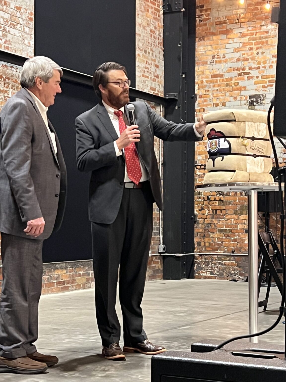 Senator Bean draws hundreds to his Taste of the South event - The ...